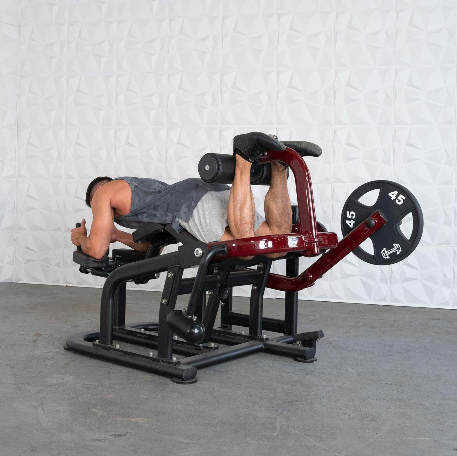 Muscle D Fitness Pro Strength Prone Leg Curl - Adjustable Plate Loaded ...