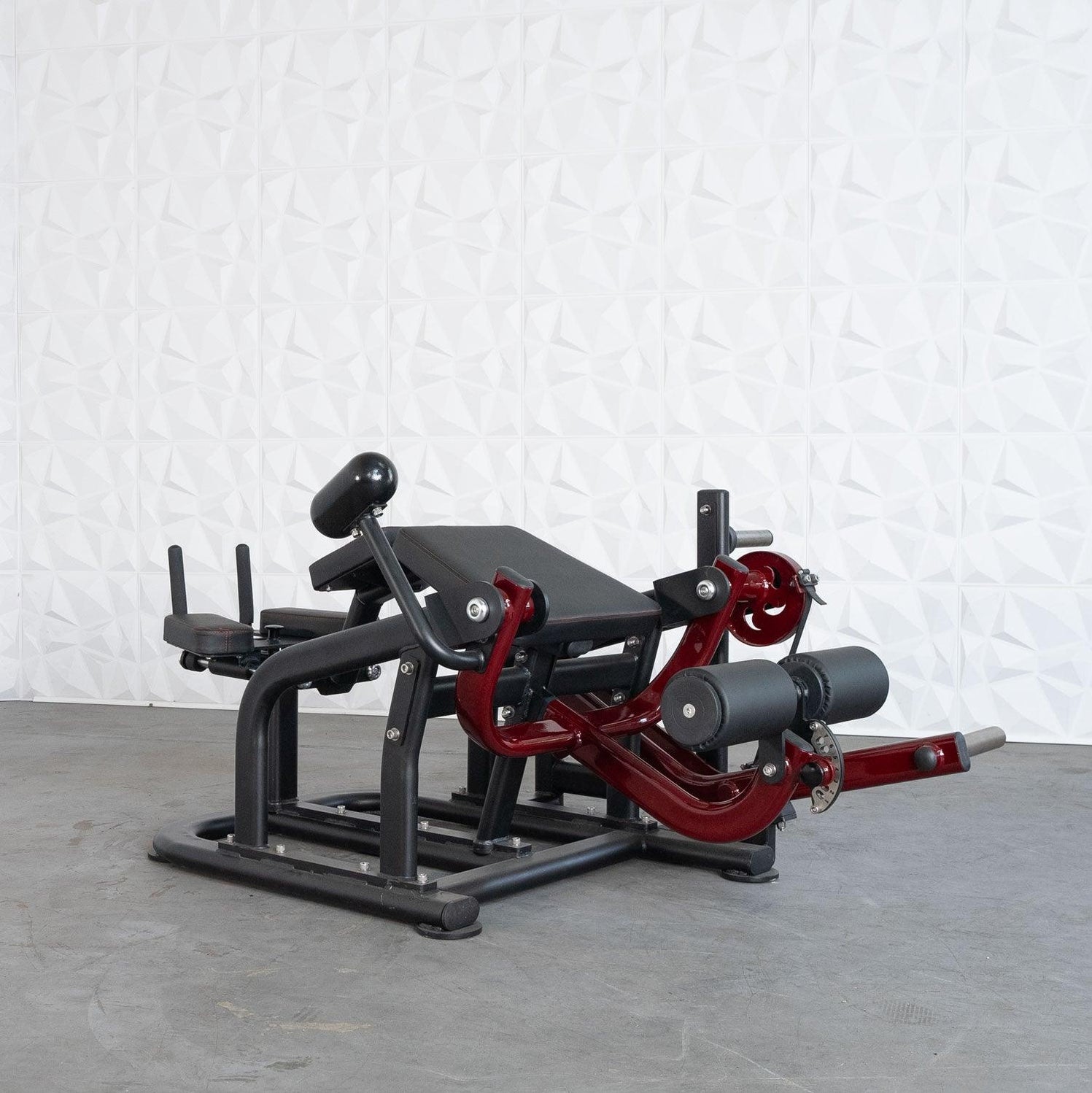 Muscle D Fitness Pro Strength Prone Leg Curl - Adjustable Plate Loaded ...